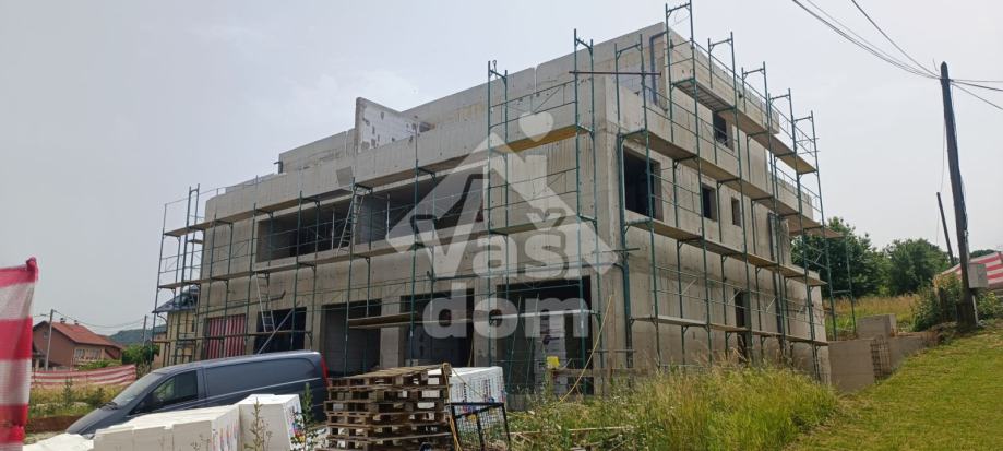 SAMOBOR, MALA RAKOVICA, STAN 61,35m2+GARAŽA I PM. (prodaja)