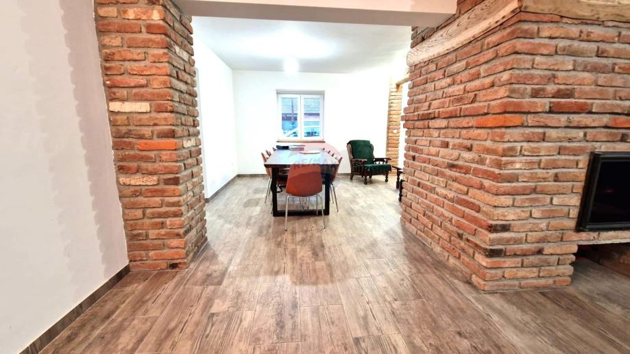 SAMOBOR okolica, Petkov Breg, kuća 240m2 (4SB+DB) +poslovni prostor ...