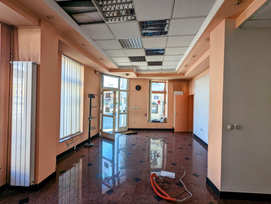 SAMOBOR, Perkovčeva ulica, centar, 56m2 + 30m2 (podrum) (iznajmljivanje)