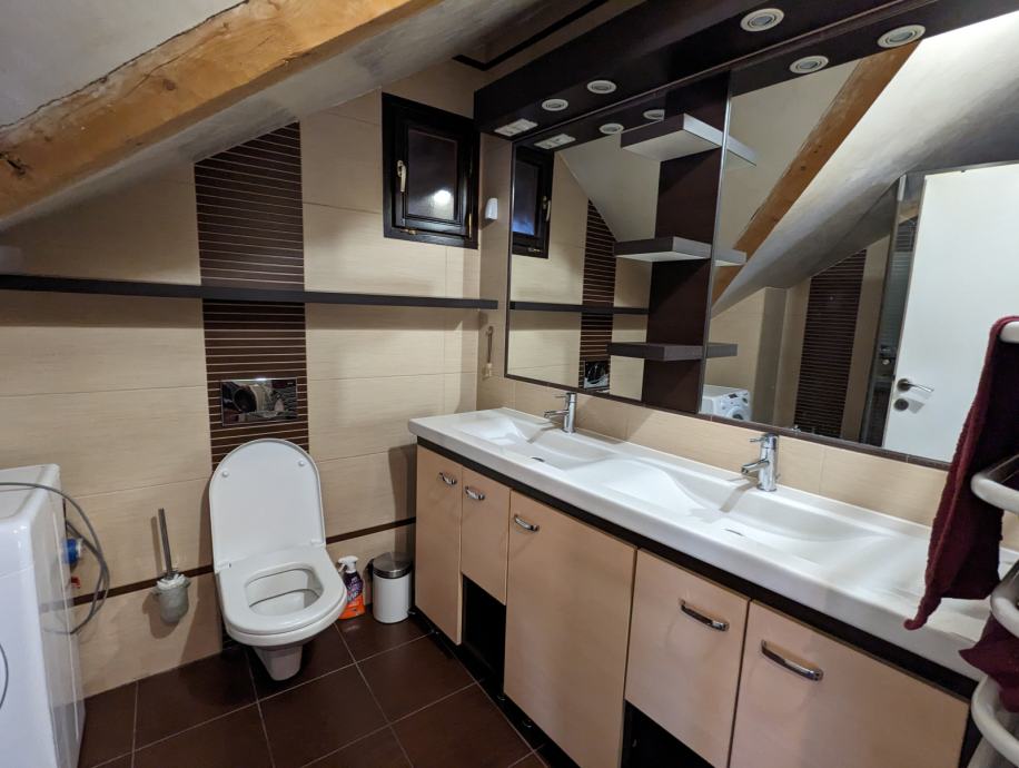 SAMOBOR, Perkovčeva ulica, Četverosoban stan, 100 m2, parking ...