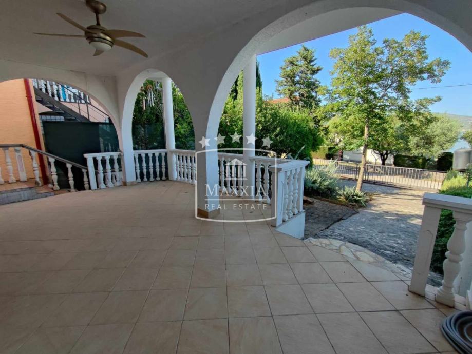 Seline - prostrana kuća cca 100m od plaže pogled! 249000€ (prodaja)