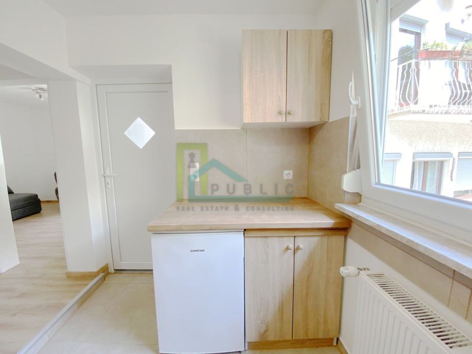 ŠESTINSKI DOL 30m2 (prekrasna dvorišna kućica + terasa) (iznajmljivanje)