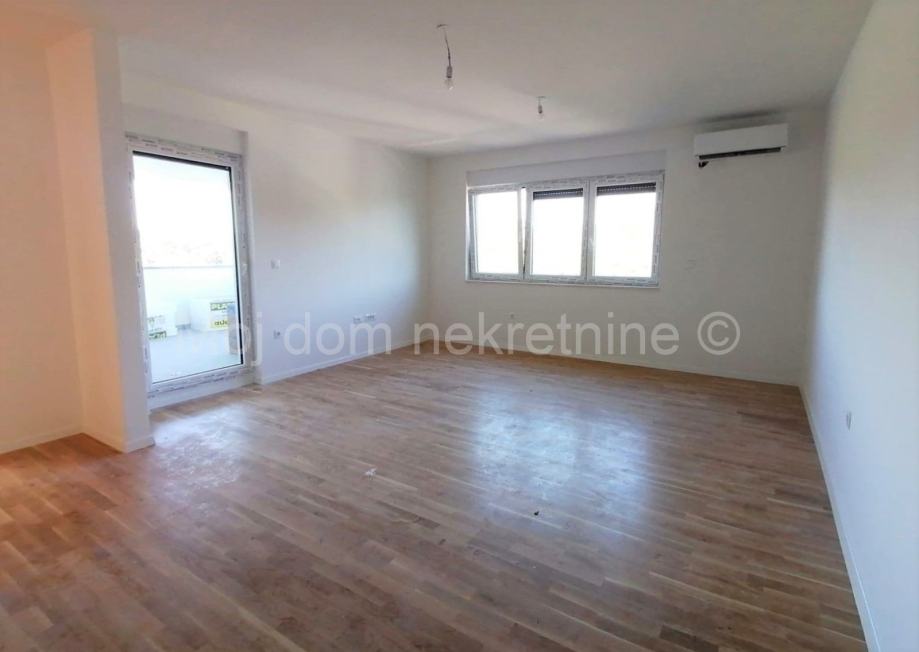 Sesvete, Popovec,3 soban stan s 2 terase i vrtom, 70m2,PM! NOVOGRADNJA ...