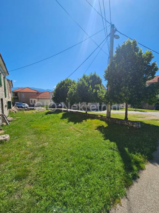 Sinj, Brnaze, kamena kuća za adaptaciju, prodaja (prodaja)