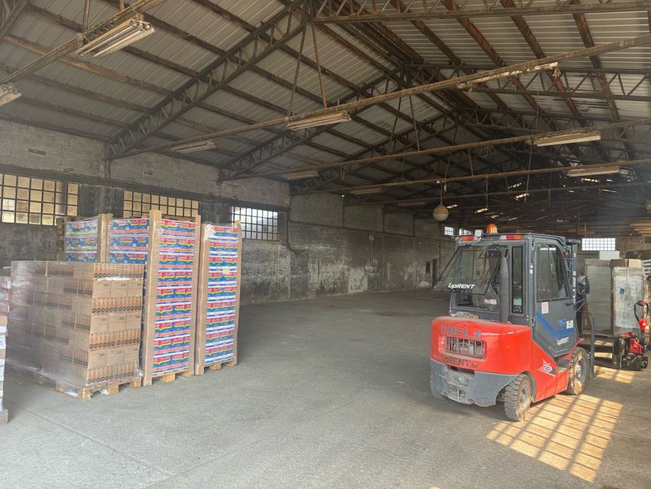 Skladiste 960m2 (iznajmljivanje)