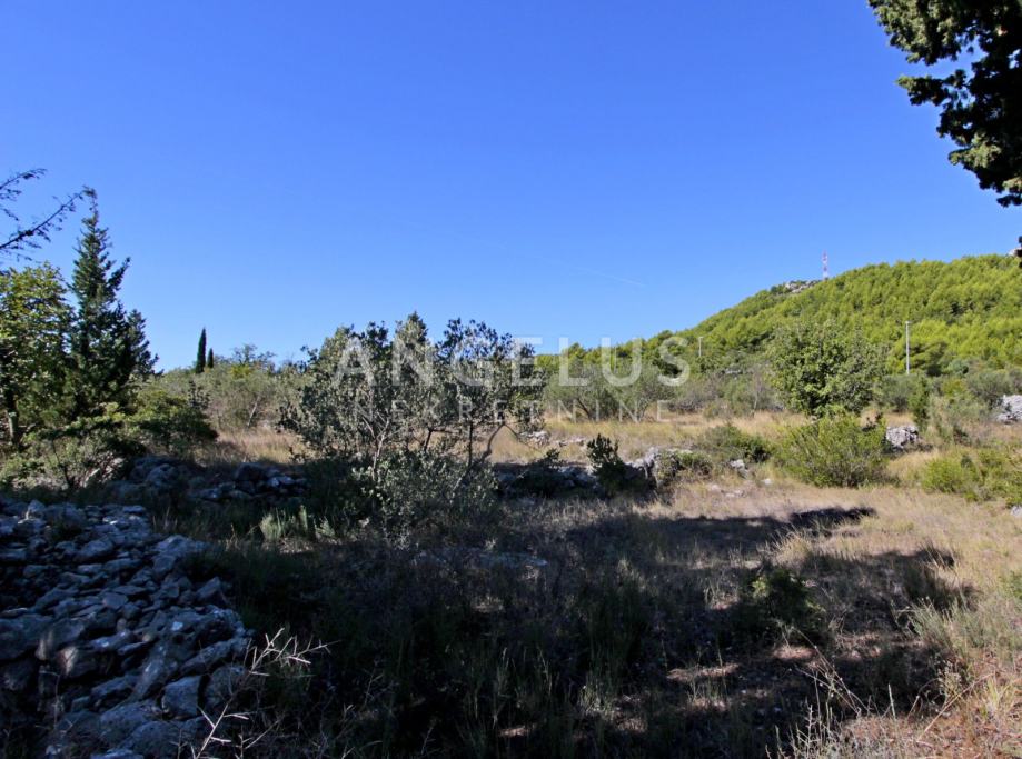 Slano, Grgurići – atraktivno građevinsko zemljište – 1400 m2