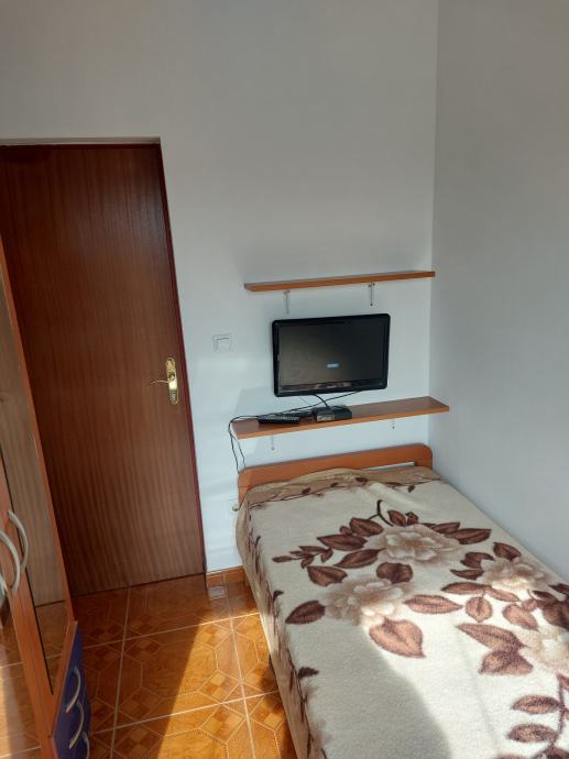 Soba,ZG,dubrava-50eura + pripomoc oko ptica(40sati/mjesecno ...