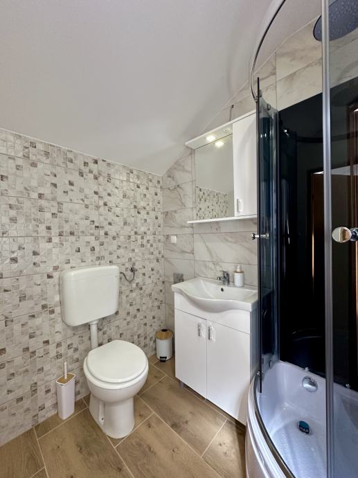 SOBLINEC, 8 APARTMANA za smještaj 3 do 24 radnika (iznajmljivanje)