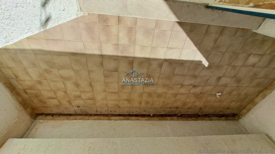 SOLIN JEDNOSOBAN STAN 41M2 !!!!!!!!! NOVO U PONUDI (prodaja)