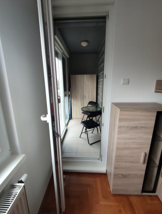 Špansko, jednosoban stan, 30 m2, novogradnja (iznajmljivanje)