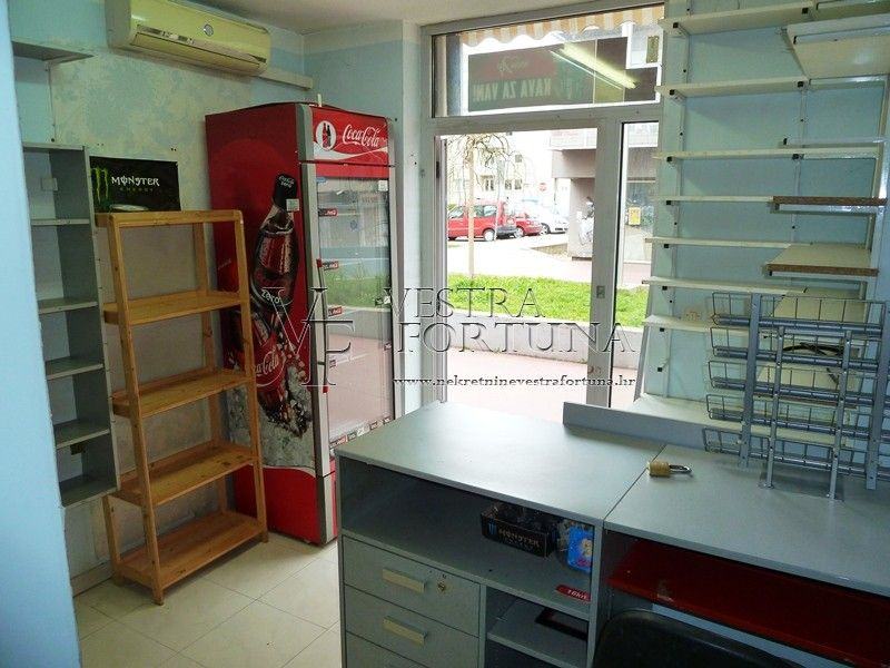 Špansko, Trg 101. Brigade, 1 sobni lokal, 10 m2, 1200 kn (iznajmljivanje)