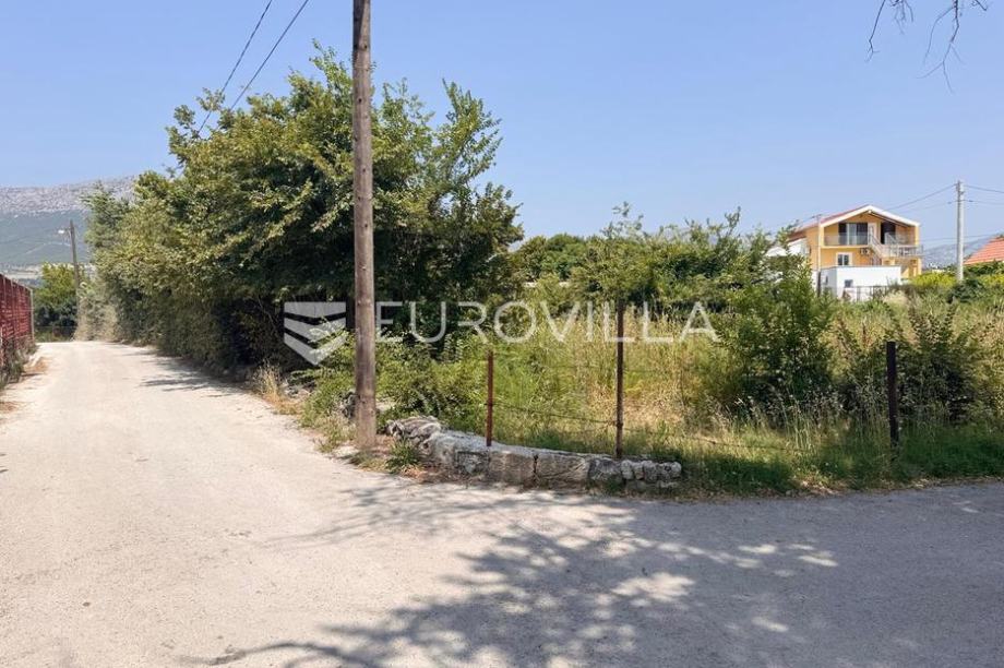 Split, Bilice, građevinsko zemljište, 799m2, prodaja ili najam