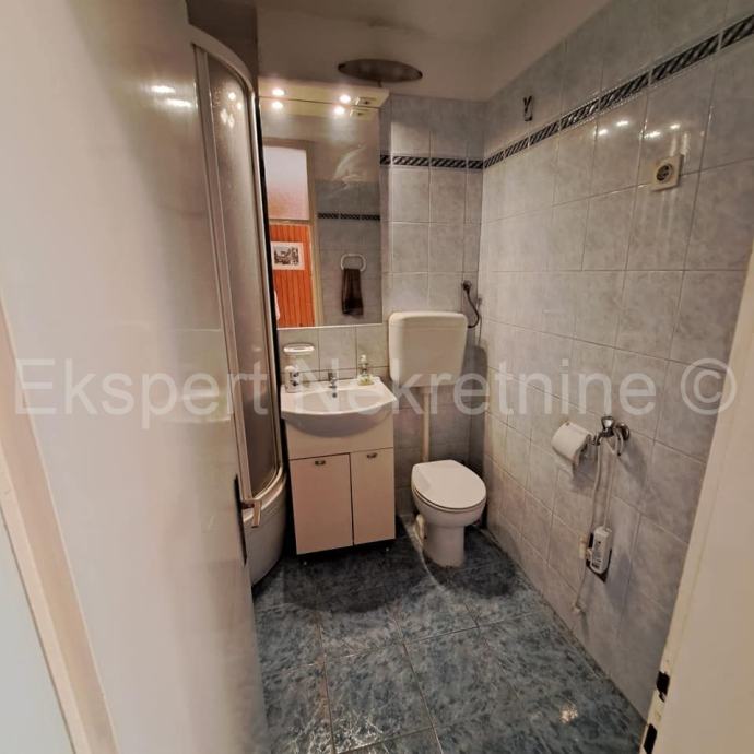 Split,Brda,dvosoban stan 71m2 na trećem katu bez lifta (prodaja)