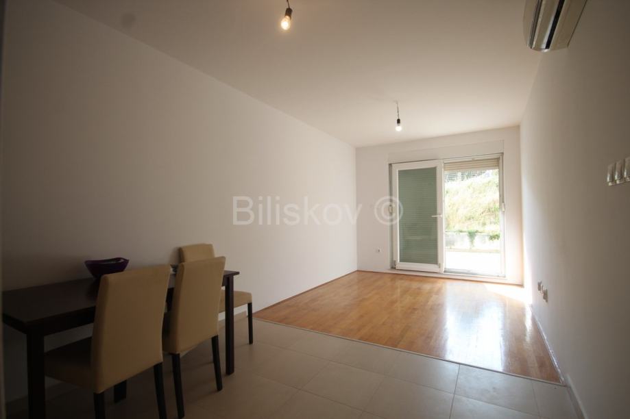 Split Brda prodaja 1soban stan velika terasa 2 parkinga (prodaja)