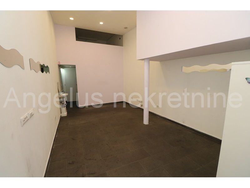 Split, centar - poslovni prostor na atraktivnoj lokaciji, 42m2 ...