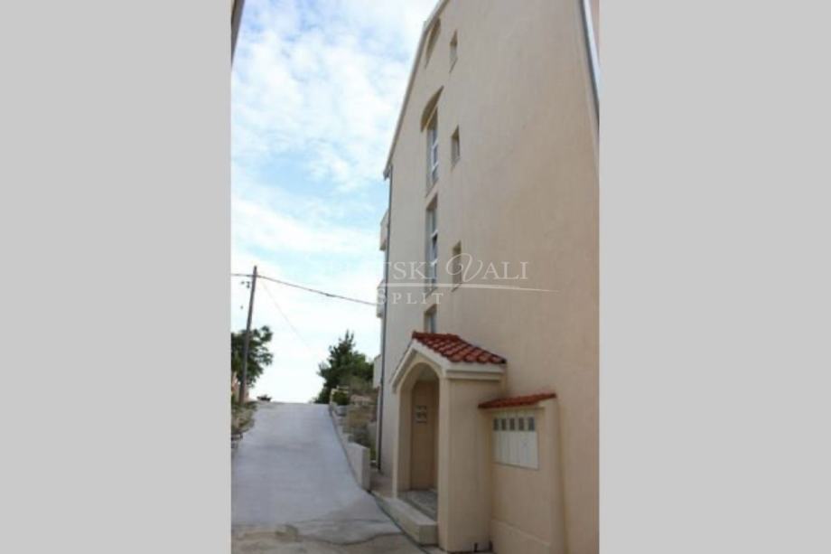 Split, Firule: blizu bolnice i MEFST-a trosoban stan dugoročno ...