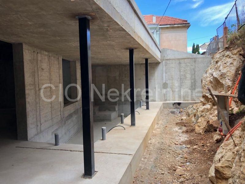 Split, Marjan, novogradnja roh-bau, prodaja (prodaja)