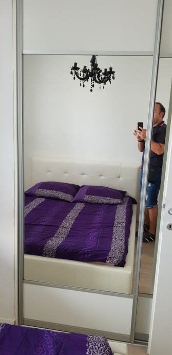 Split mejaši 32 m2 + garažno mjesto (prodaja)