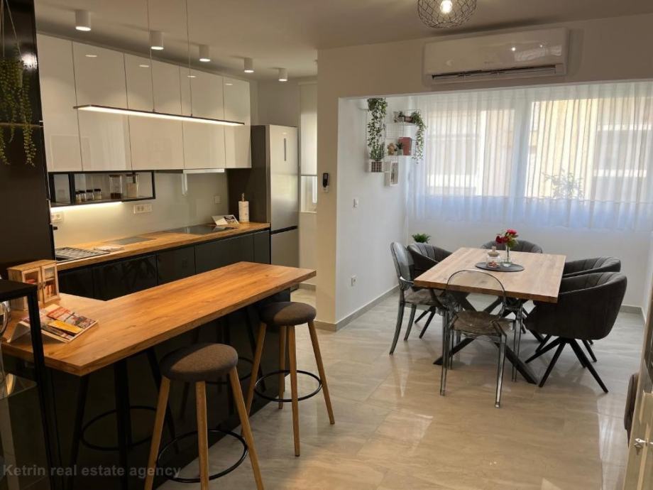 Split/Mertojak/NEW modern two bedroom apartment*** (iznajmljivanje)