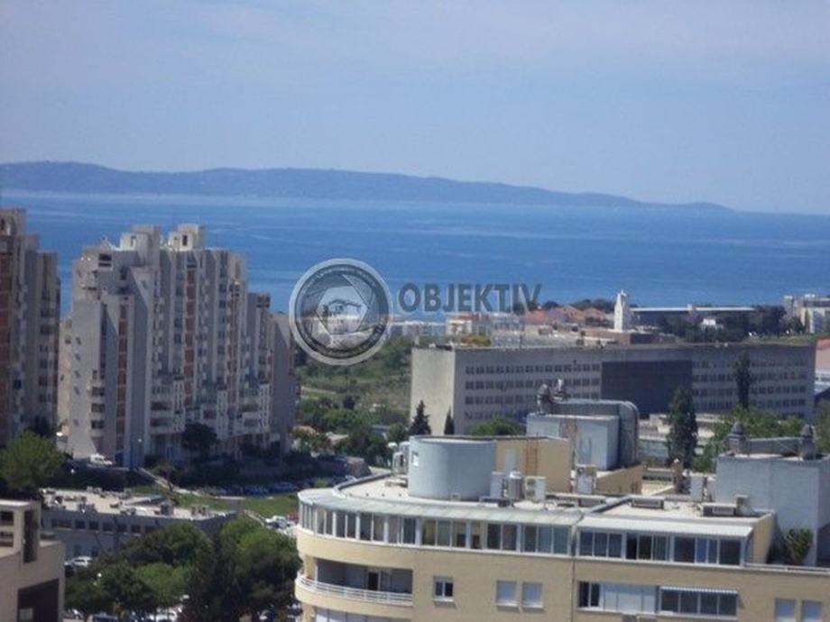 SPLIT-MERTOJAK-HITNO!!!! jednosoban stan s pogledom (prodaja)