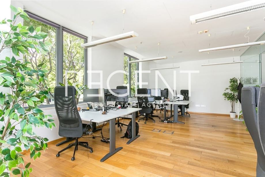 Split, Poljička cesta - Poslovni prostor 100 m2 NAJAM (iznajmljivanje)