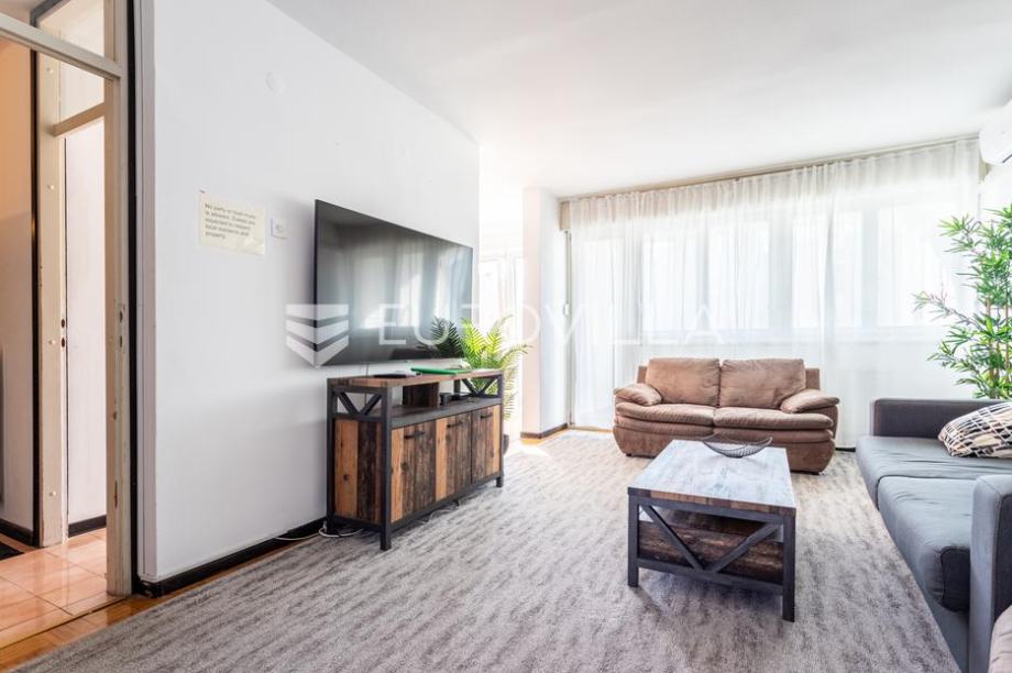 Split, Poljička cesta, trosoban stan na odličnoj lokaciji (iznajmljivanje)