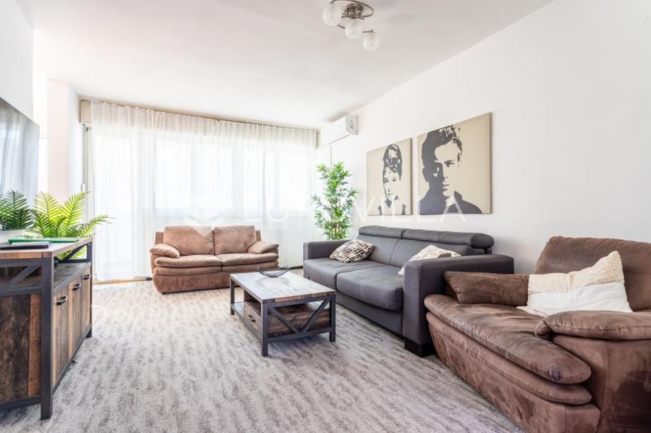 Split, Poljička cesta, trosoban stan na odličnoj lokaciji (iznajmljivanje)