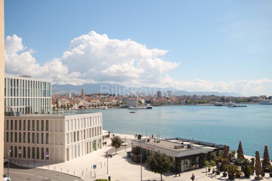 Split, Riva, Zapadna obala, prodaja stan ekskluziva (prodaja)