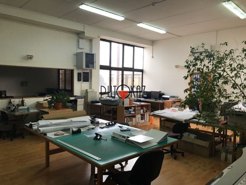 Split, Stinice, Kopilica - poslovni prostor - 216 m2 (prodaja)