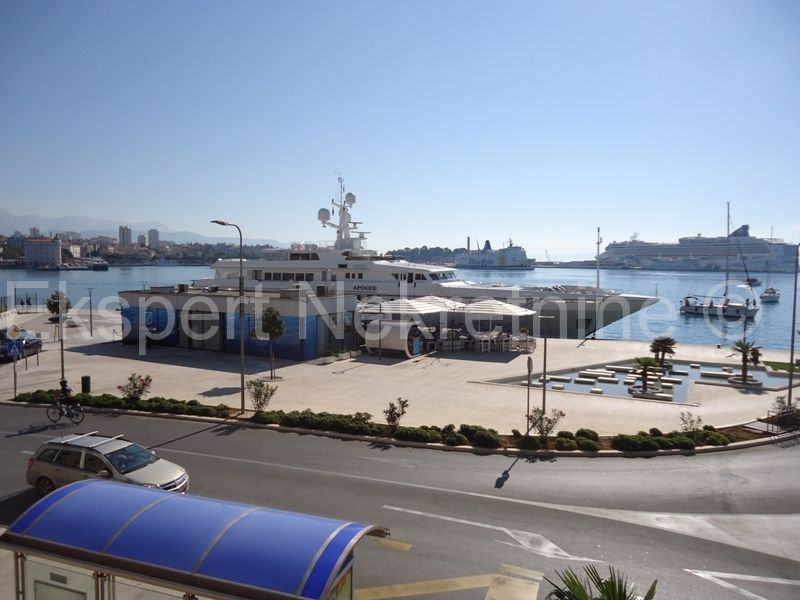 Split, Zapadna obala, 136m2, otvoren pogled na luku (prodaja)