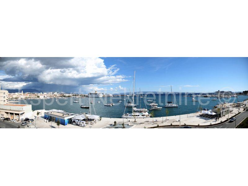 Split, Zapadna obala , dvos komf. stan 85m2 otvoren pogled (prodaja)
