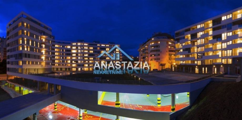 SPLIT ŽNJAN (NOVOGRADNJA) JEDNOSOBAN LIJEPO I NOVO UREĐEN STAN ...