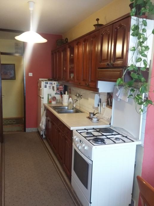 Staglišće, H. Macanovića, 3-soban stan, 70 m2 (prodaja)