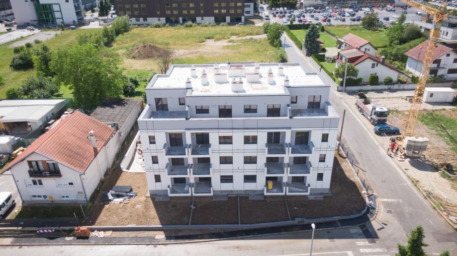 Stambena zgrada Buzin Meba Life