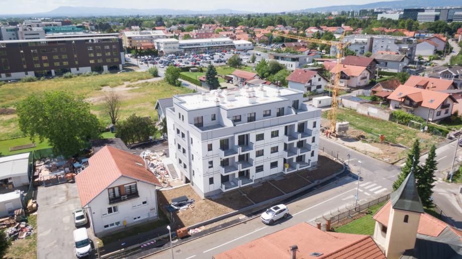 Stambena zgrada Buzin Meba Life