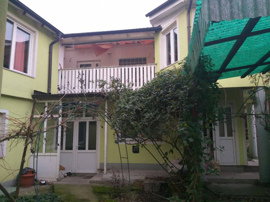 Stambeno-poslovni objekt u centru Koške (prodaja)