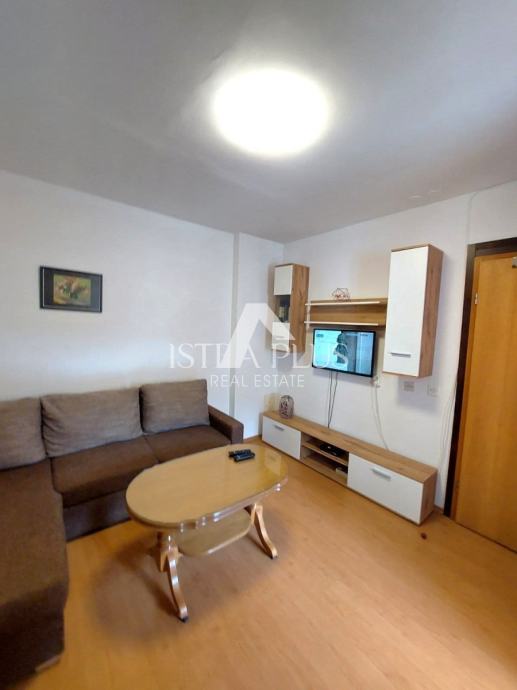 Stan na 2. katu, 200m od mora - Červar Porat (prodaja)