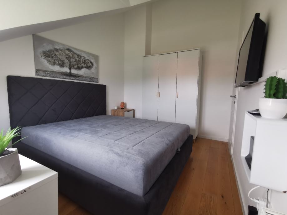 Stan 42m2 - blizina Arene (novogradnja) (prodaja)