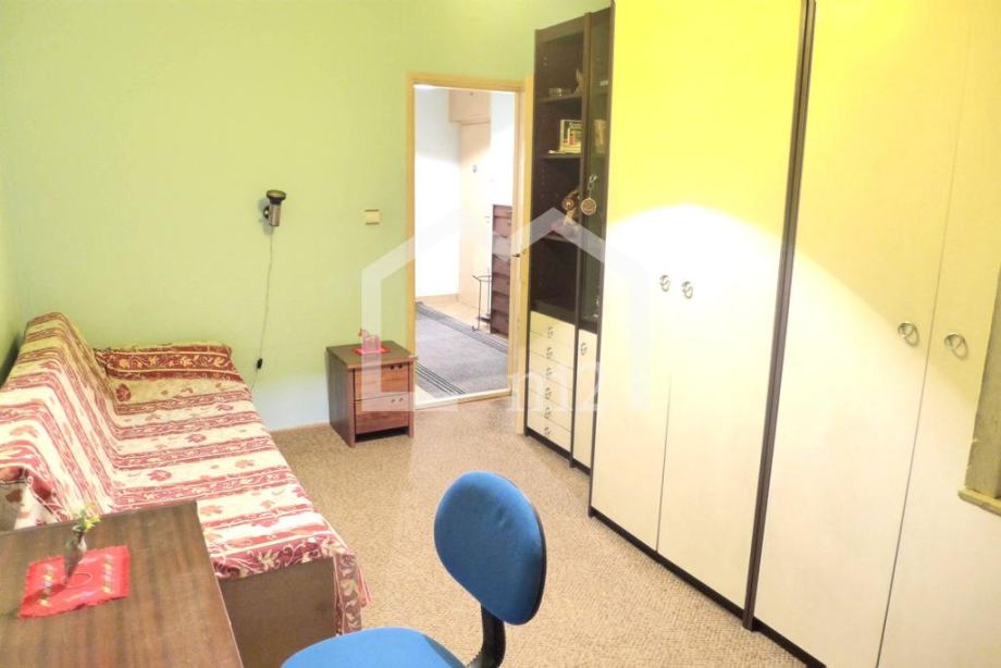 Stan: Bol, 40.00 m2 (iznajmljivanje)