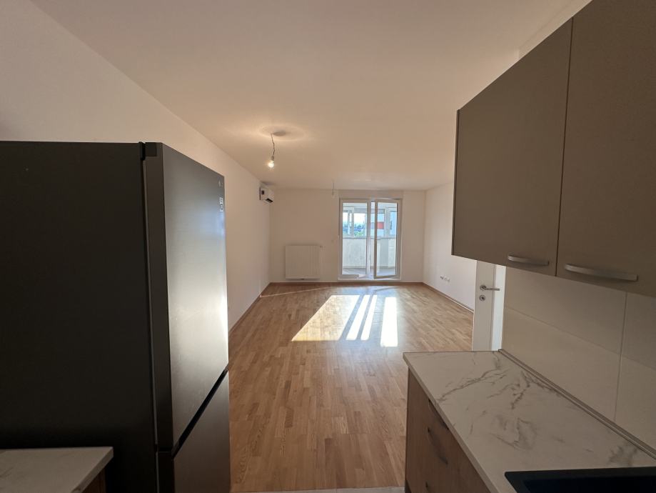 Novi stan: City Centar West, 70 m2, 2024, garaža, novi aparati ...