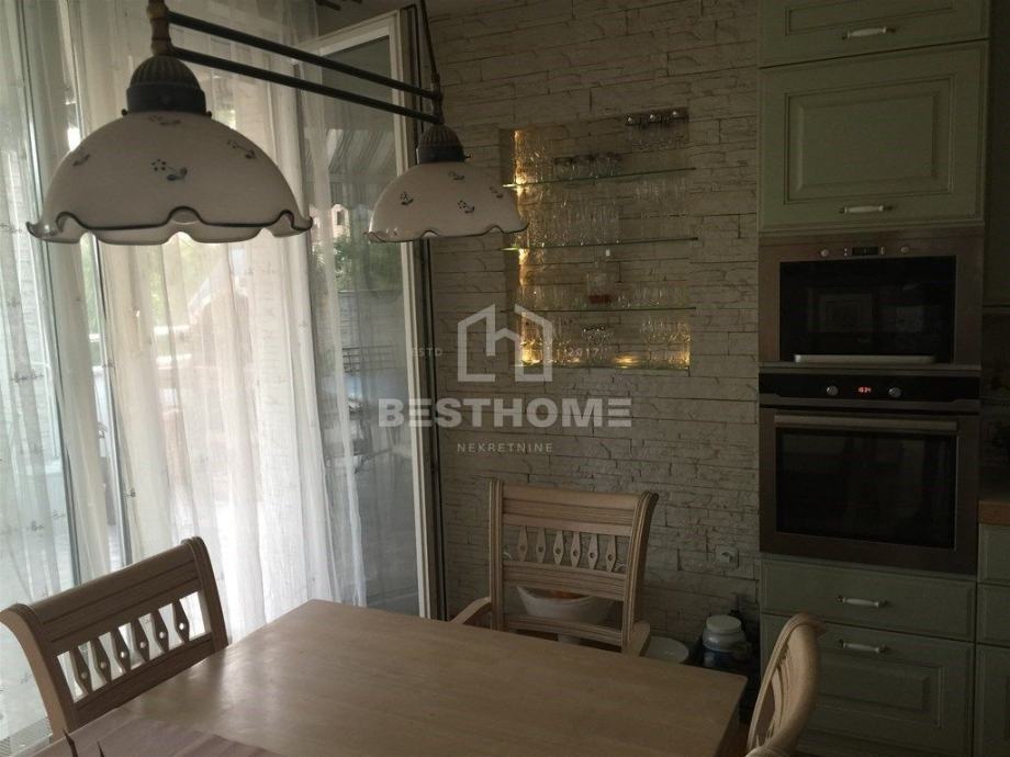 Stan Dugave, 85m2 sa terasom 29m2 (prodaja)