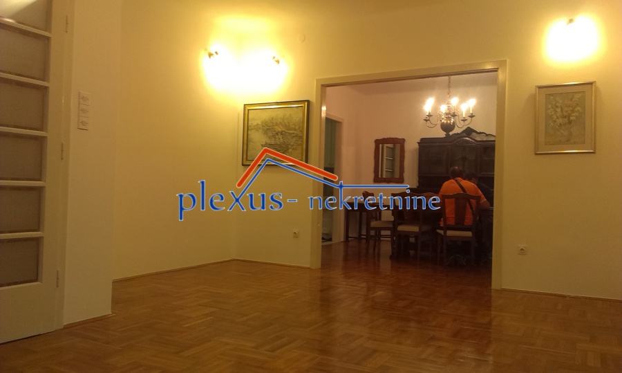 Stan: SPLIT - GOSPODSKI STAN U CENTRU GRADA 130 m2 (prodaja)