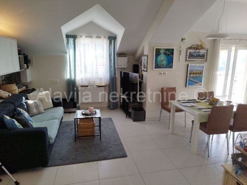 STAN U GRUŽU 83 m2 – zgrada je novije gradnje 2017 g. (prodaja)