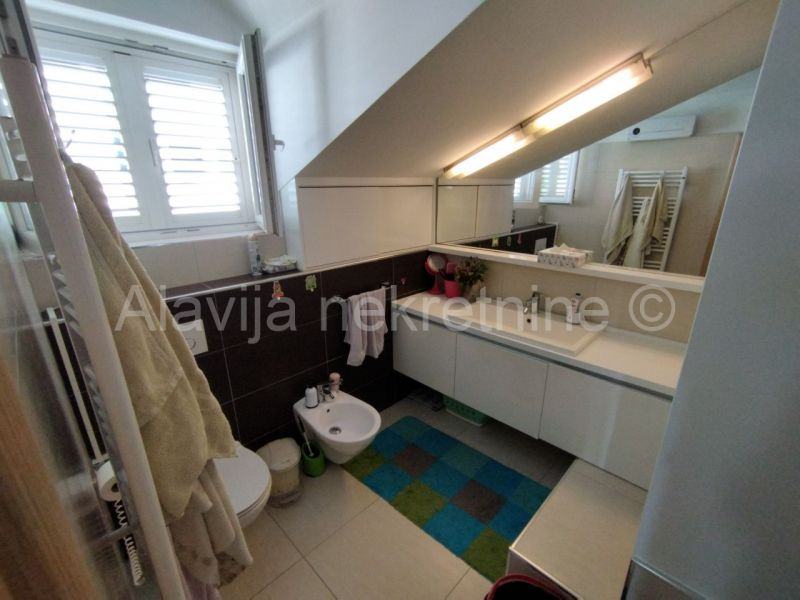 STAN U GRUŽU 83 m2 – zgrada je novije gradnje 2017 g. (prodaja)