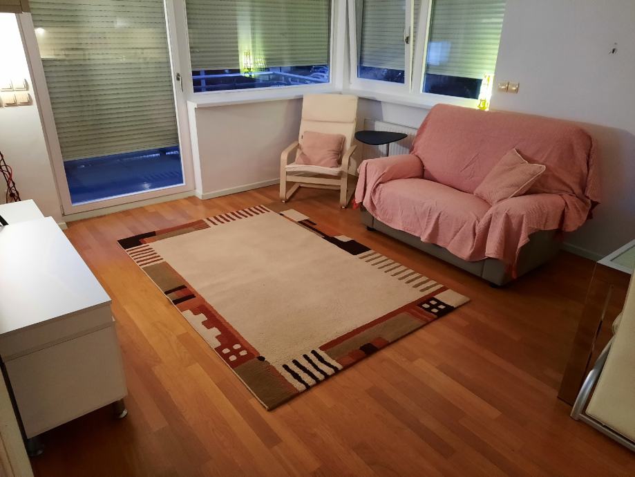 Stan: Hoto Vile, prodaja, 57,3m2, garaža+ostava (prodaja)