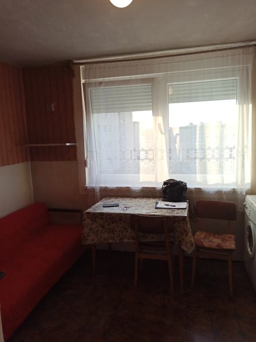 Stan: Karlovac, 30.67 m2 Vrazova (prodaja)