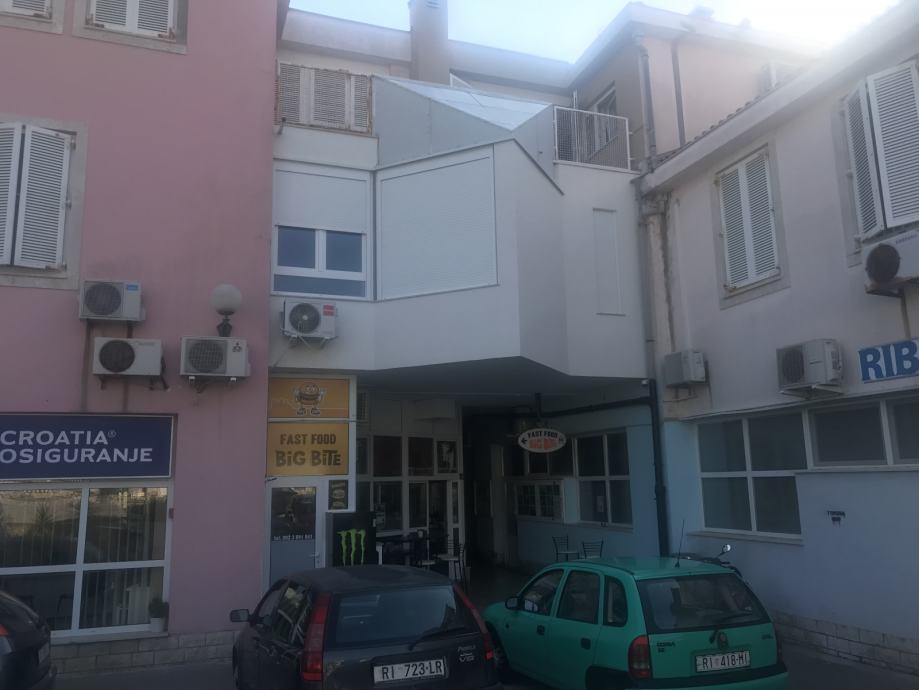 Stan: Centar Raba 65m2 plus ostava 5m2 (prodaja)