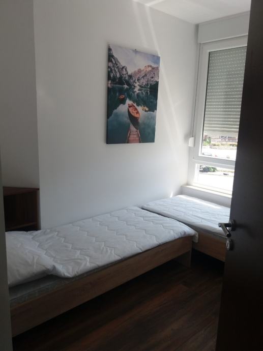 Stan: Centar Raba 65m2 plus ostava 5m2 (prodaja)