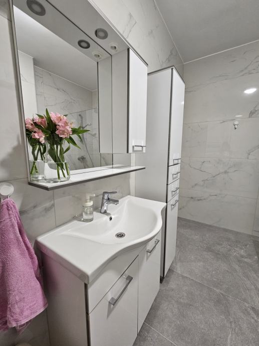 Stan:Karlovac,66 m2, novogradnja s vrtom i vanjskim parkirnim mjestom ...