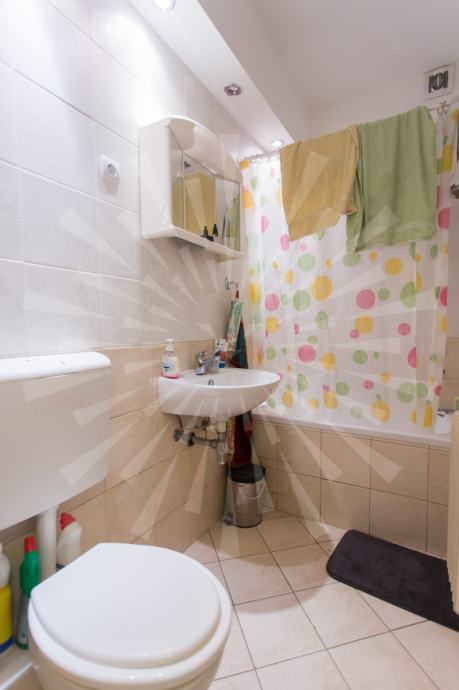 Stan: Knežija, Poljana Zvonimira Dražića, 33.17 m2 (prodaja)